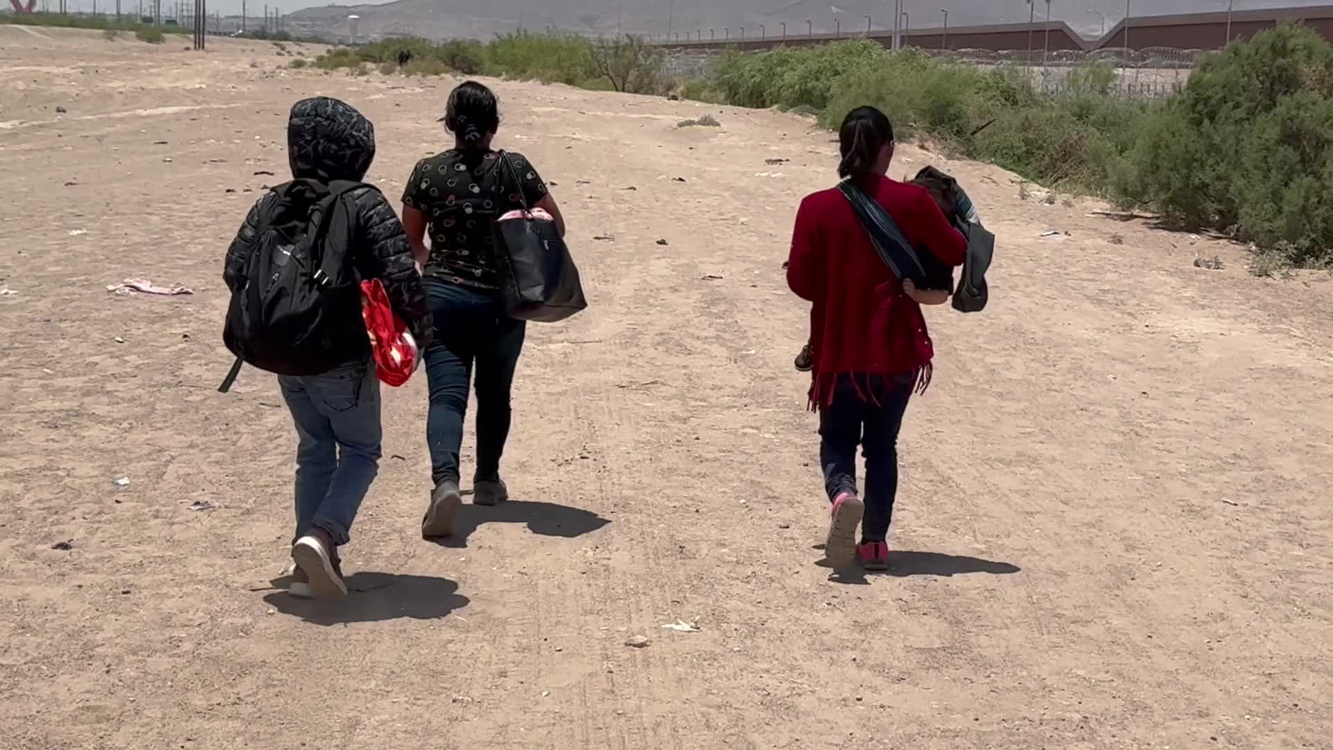 Asylum-seeking family turned back at U.S. border – WWTI – InformNNY.com