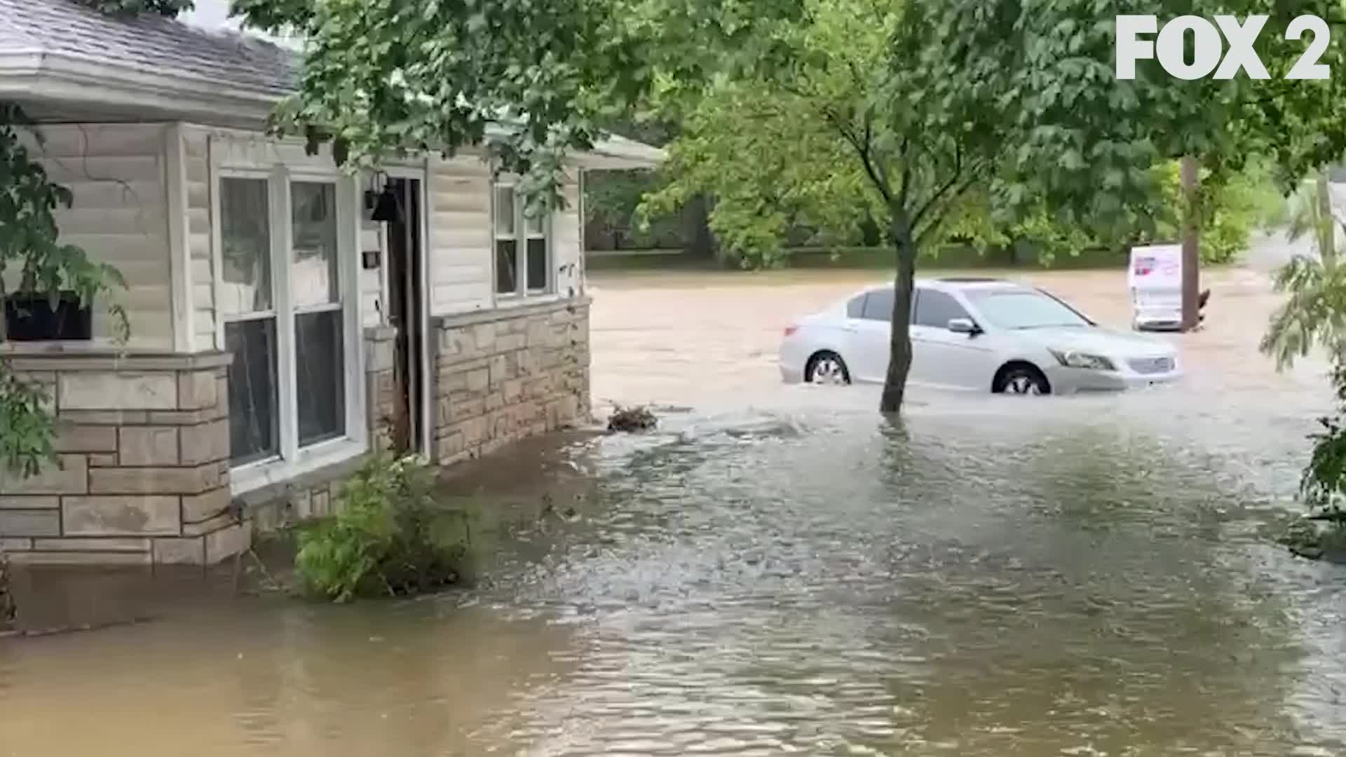 VIDEOS: Widespread flooding in Nashville, Illinois after dam failure ...